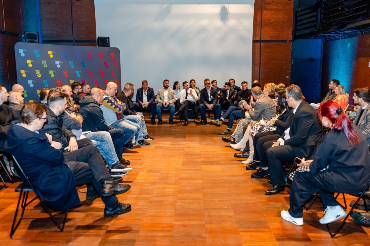 Stelian Bujduveanu discută cu antreprenorii din Centrul Vechi: reguli ...